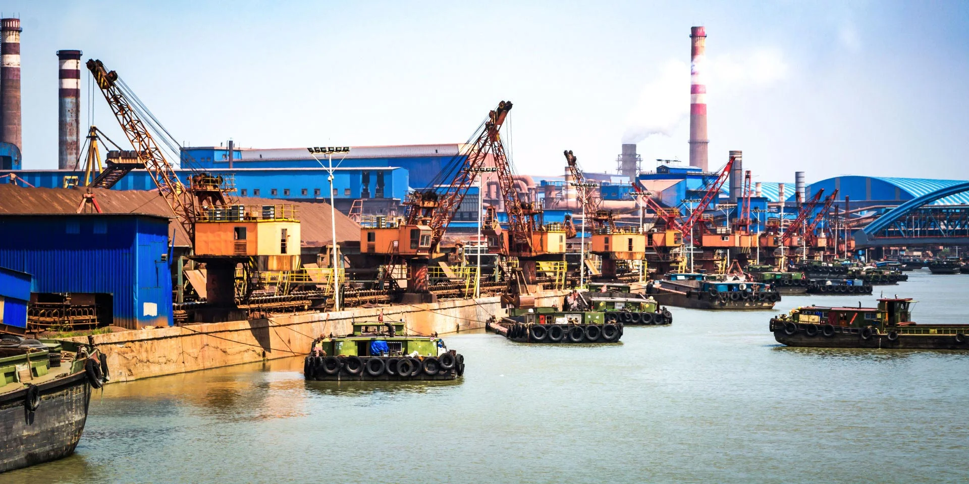 Overseas manufacturing pros and cons